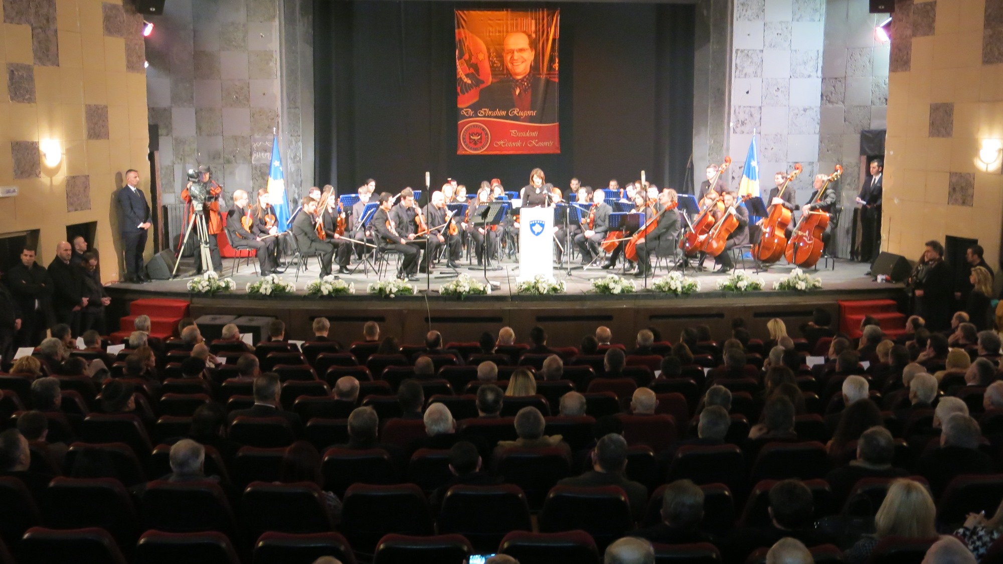 Akademi përkujtimore në 10 vjetorin e vdekjes së presidentit Rugova ... Akademi përkujtimore në 10 vjetorin e vdekjes së presidentit Rugova ...