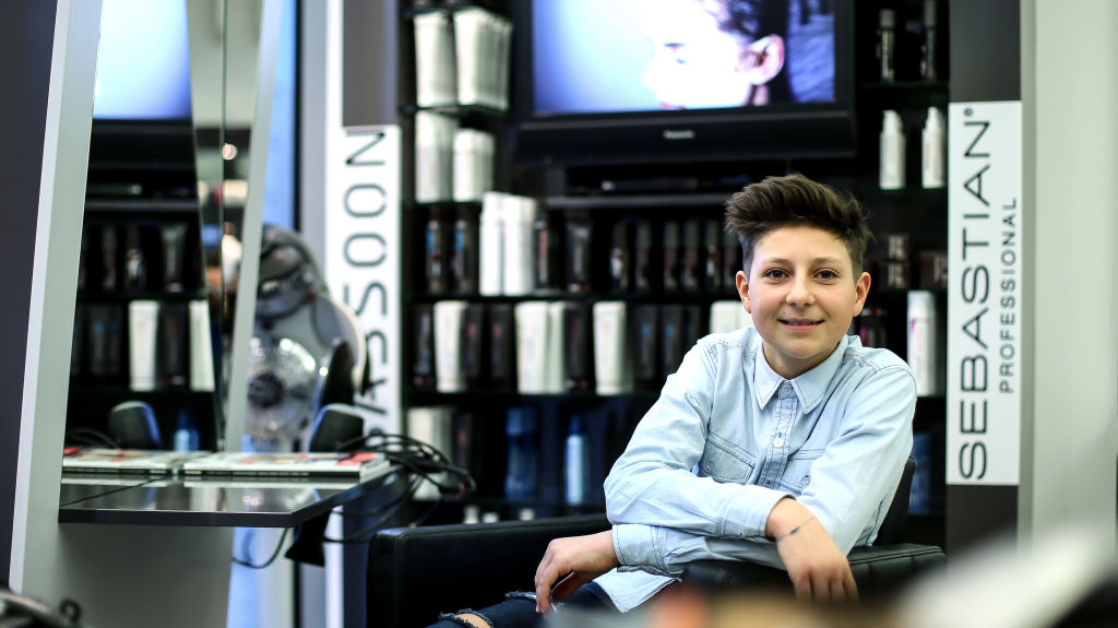 Merlind Hondozi, 15-vjeçari floktar në Austri - Albinfo