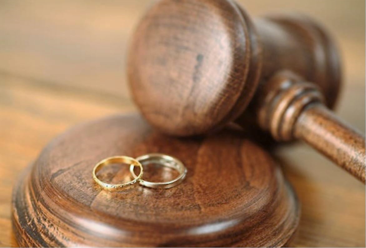 Martesa që zgjati vetëm tre minuta - Albinfo