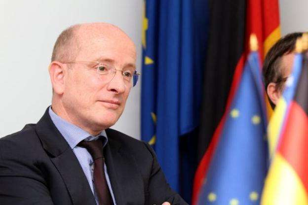 Halbah: Nuk ka asgjë shqetësuese në Platformën shqiptare - Albinfo