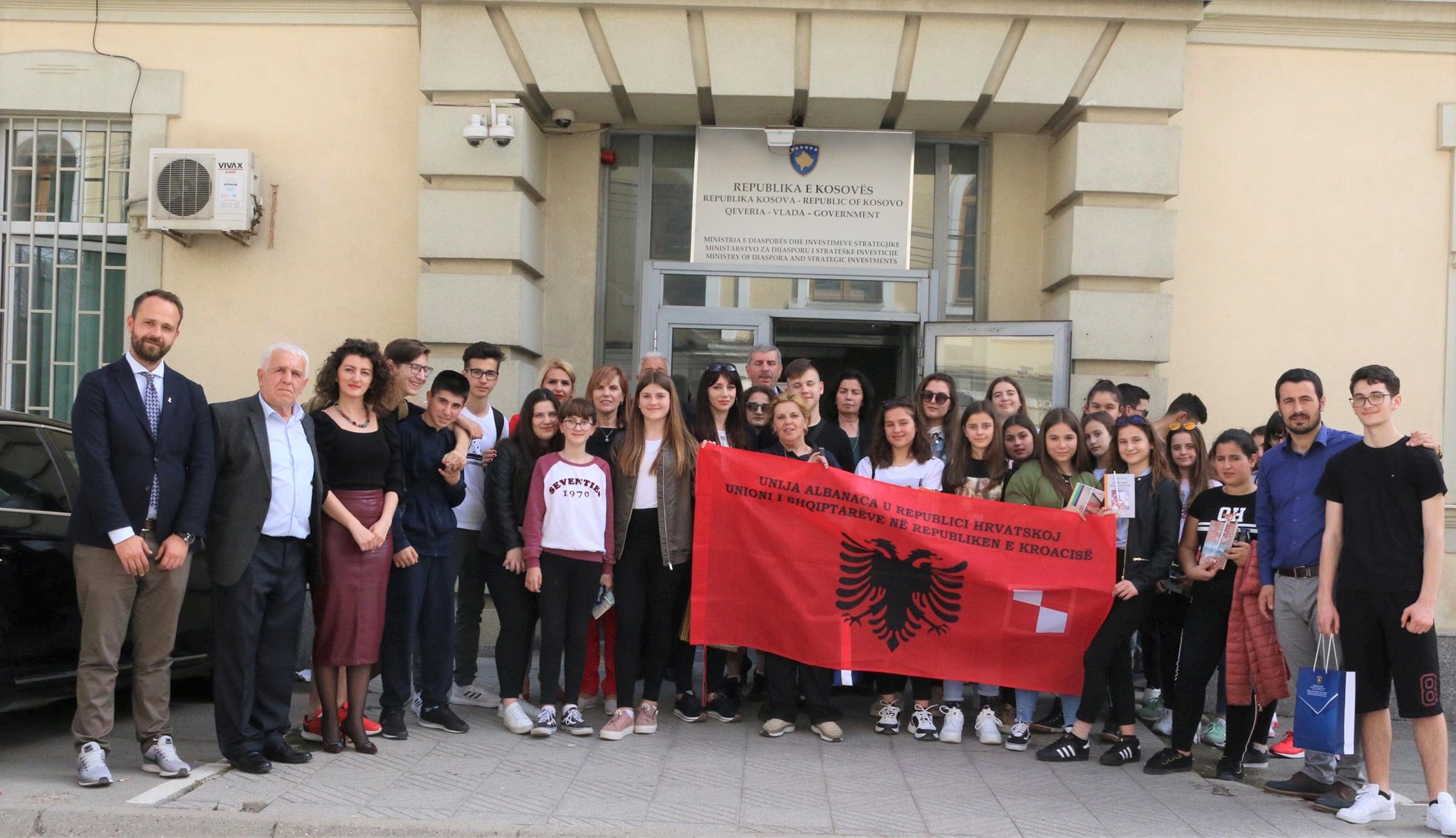 MDIS organizon ekskursion për nxënësit shqiptarë të Sllovenisë - Albinfo