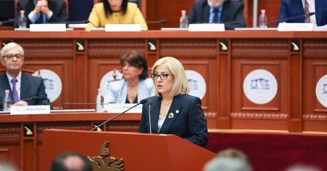 Lindita Nikolla: Kosova dhe Shqipëria, shtete të pavarura me aletatë të ...