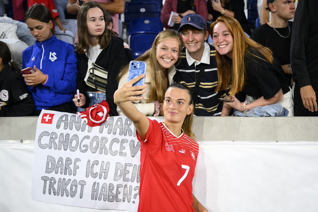 Viti i artë i Riola Xhemailit - Albinfo