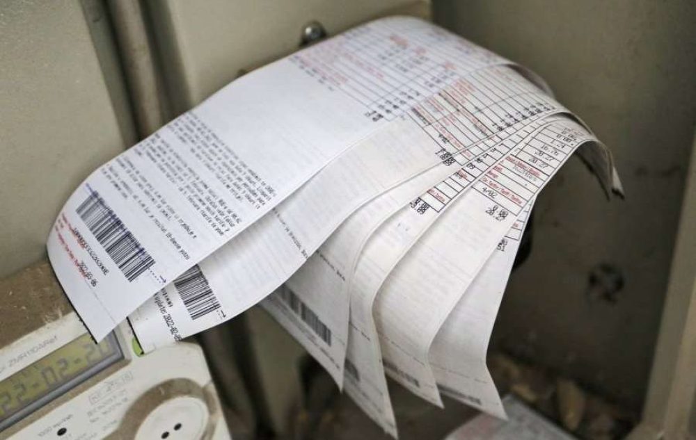 Nga sot energjia elektrike paguhet më shtrenjtë - Albinfo