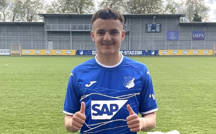 Die Aufstiegsgeschichte von Zidan im Schweizer Fussball - Albinfo