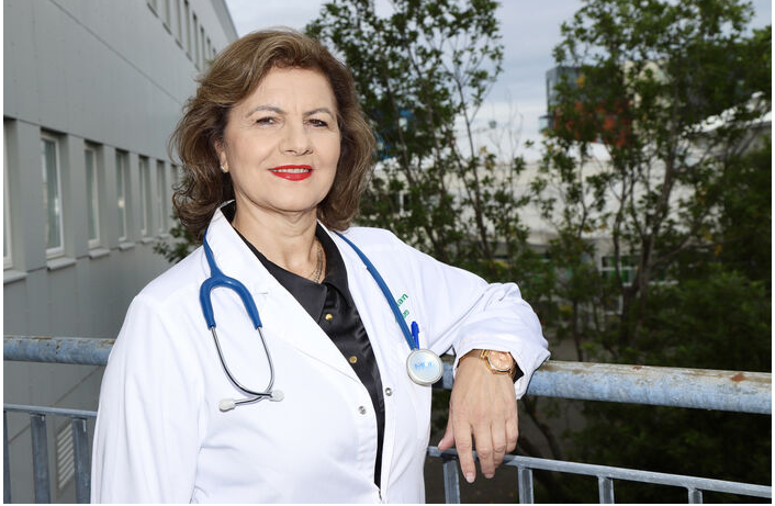 U rrit dhe u shkollua në Kosovë, tani doktoreshë e dalluar në Islandë ...