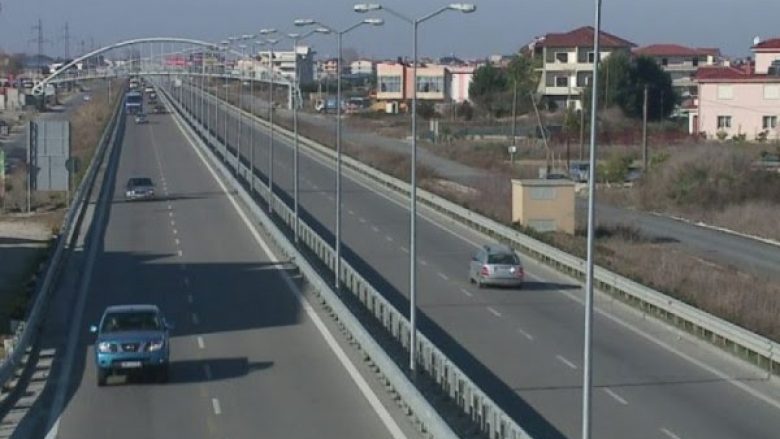 Autostrada Tiranë-Durrës do të bëhet me pagesë - Albinfo Autostrada Tiranë-Durrës do të bëhet me pagesë - Albinfo