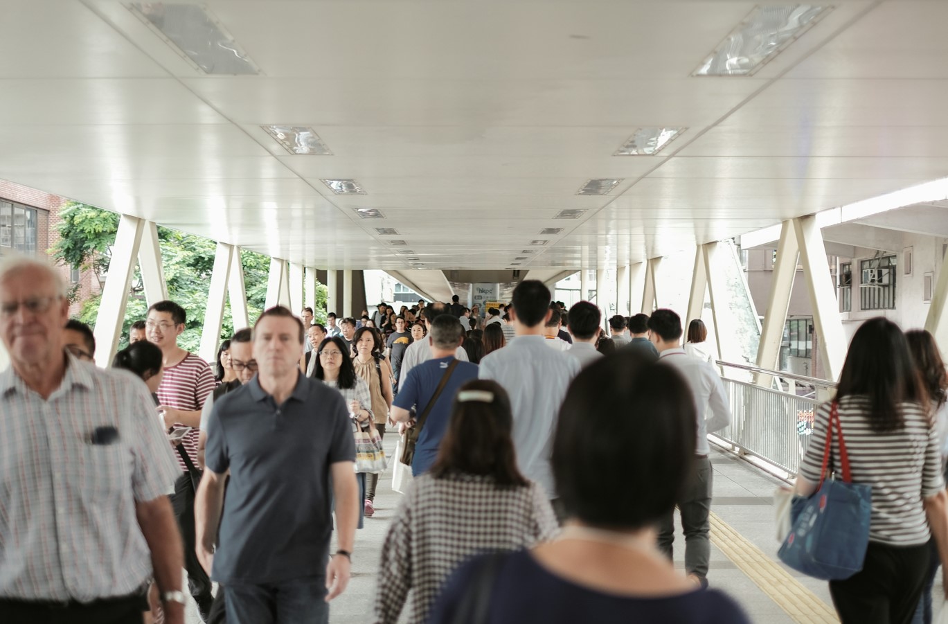 Rrugë të reja të ikjes, migrimi i parregullt në Zvicër është ...