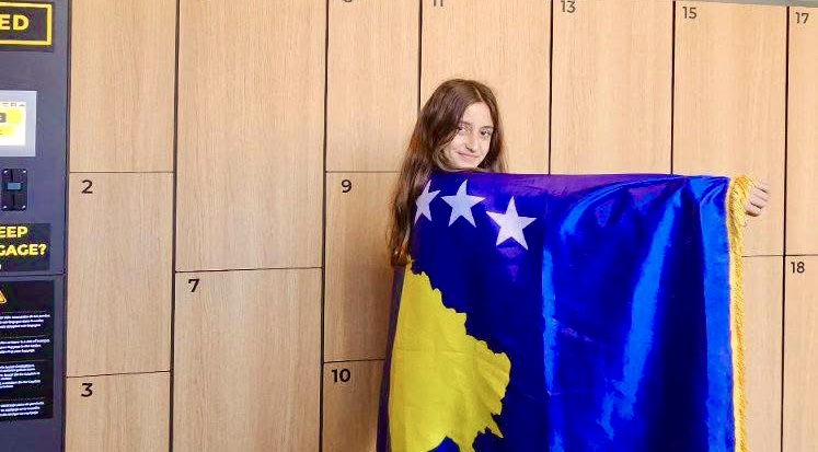 Paris : Rajana remporte 4 médailles au concours international d’anglais ...